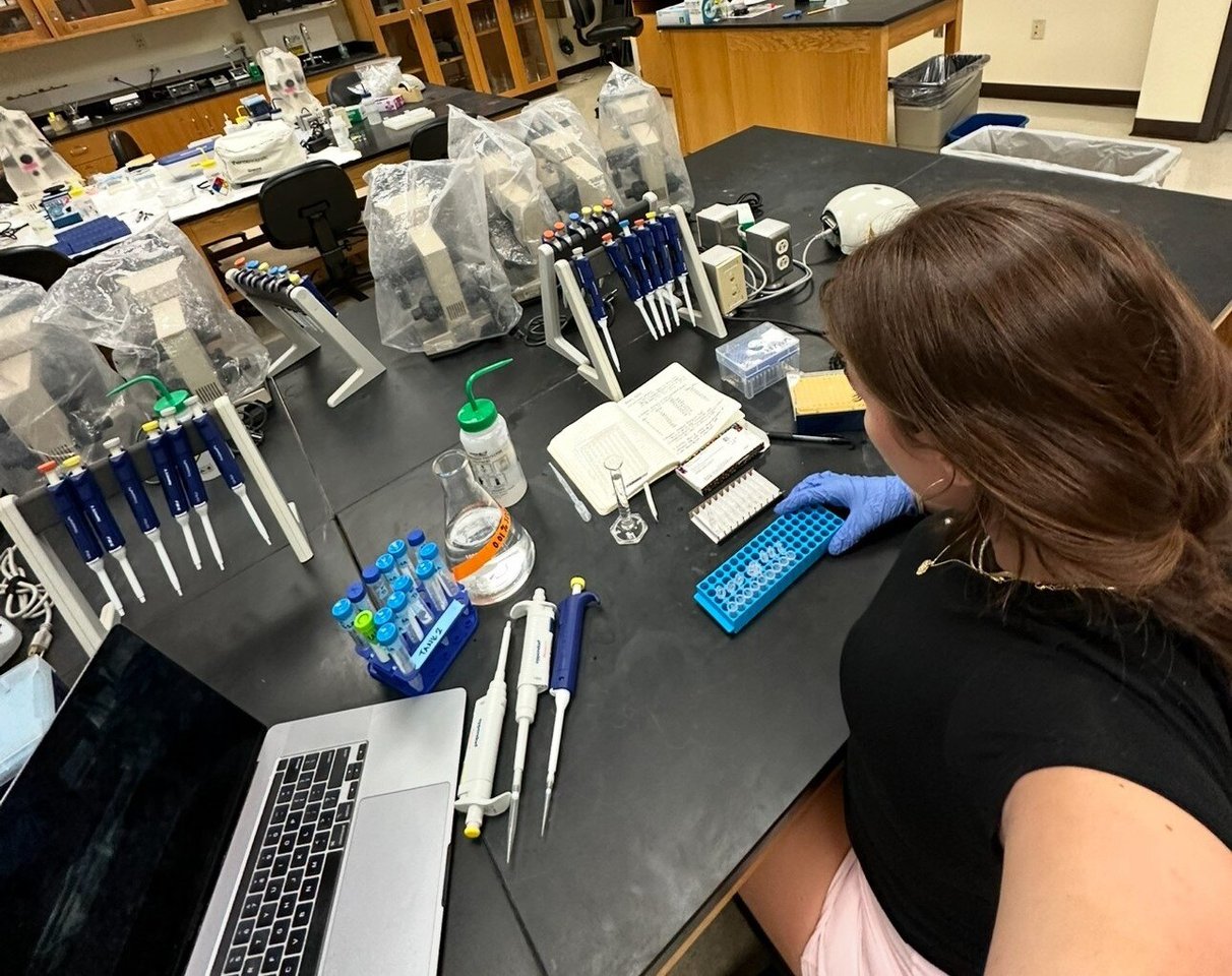 Empowering STEM Students with Advanced Microscopy